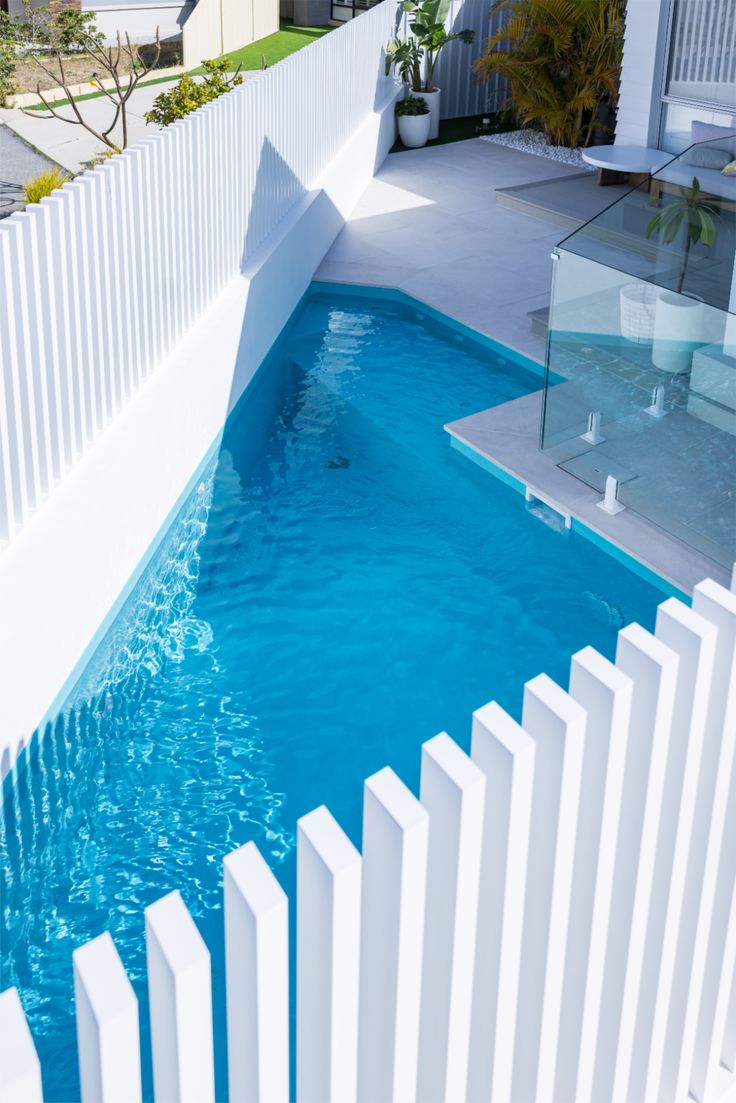 Choosing the Perfect Pool Fencing for Your Home - Personal finance company